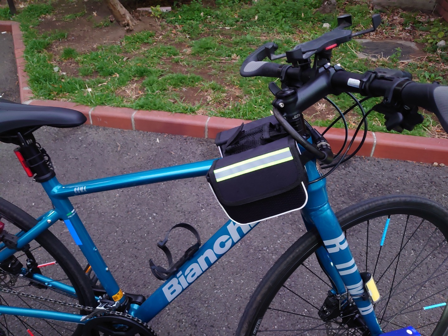 ダイソーでトップチューブバッグを見つけた!!: とうきょうMG59 ただいまQRV中!!